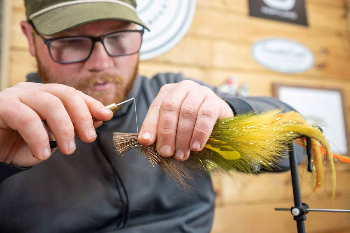 Fly Tying Tutorials – Musky Fool